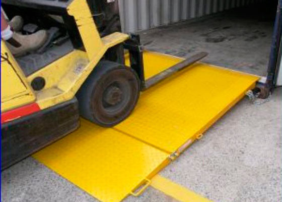 แบบพับได้ Mini Mobile Yard Ramp สำหรับคอนเทนเนอร์โหลด Ramps
